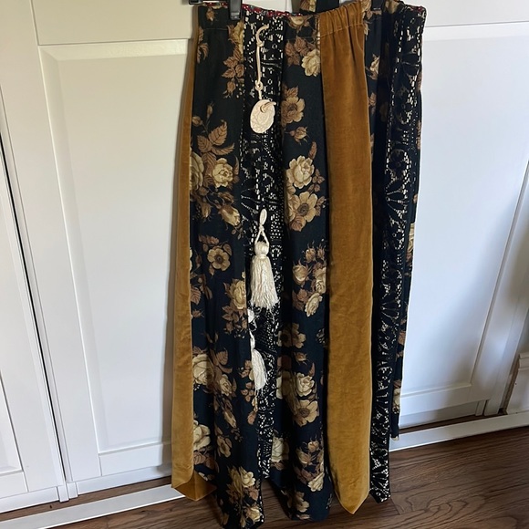 Chessa Davis | Skirts | Vintage Chessa Davis Folkloric Peasant Maxi ...